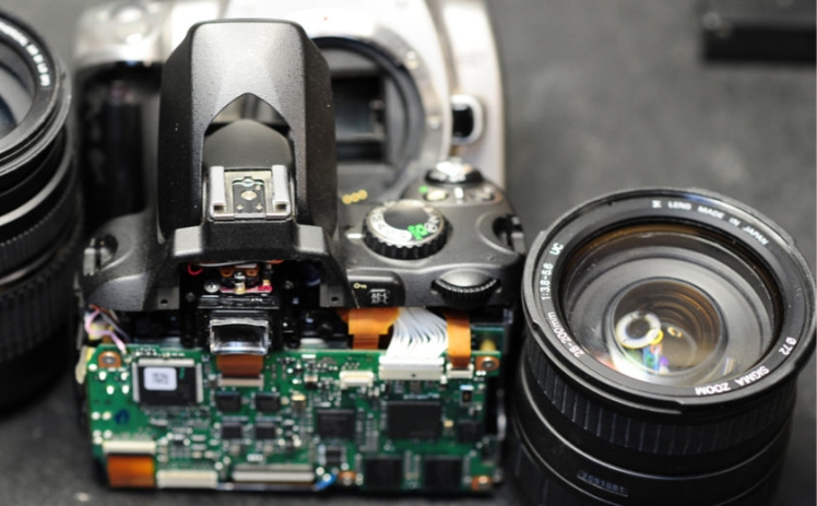 Top 5 Signs Your DSLR Needs Immediate Repair
